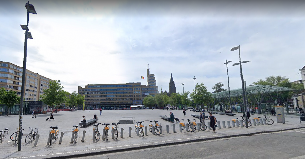 Drukbezocht Flageyplein Brussel: steenwoestijn wordt groene oase